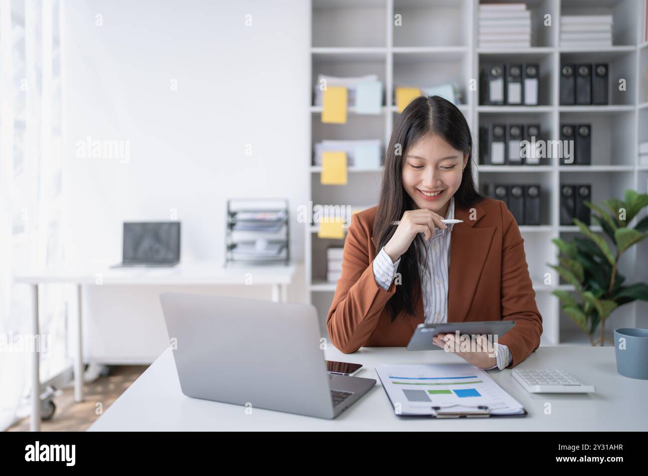 Meticulously aligning hi-res stock photography and images - Alamy