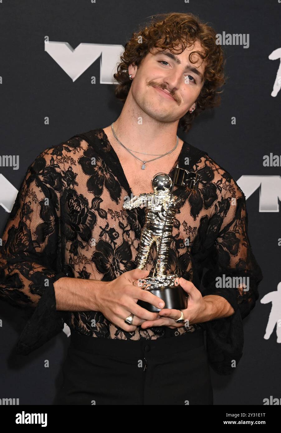 Elmont, USA. 11th Sep, 2024. Benson Boone in the press room at the MTV ...