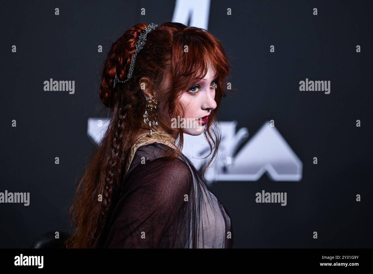 Chappell roan red carpet hi-res stock photography and images - Alamy