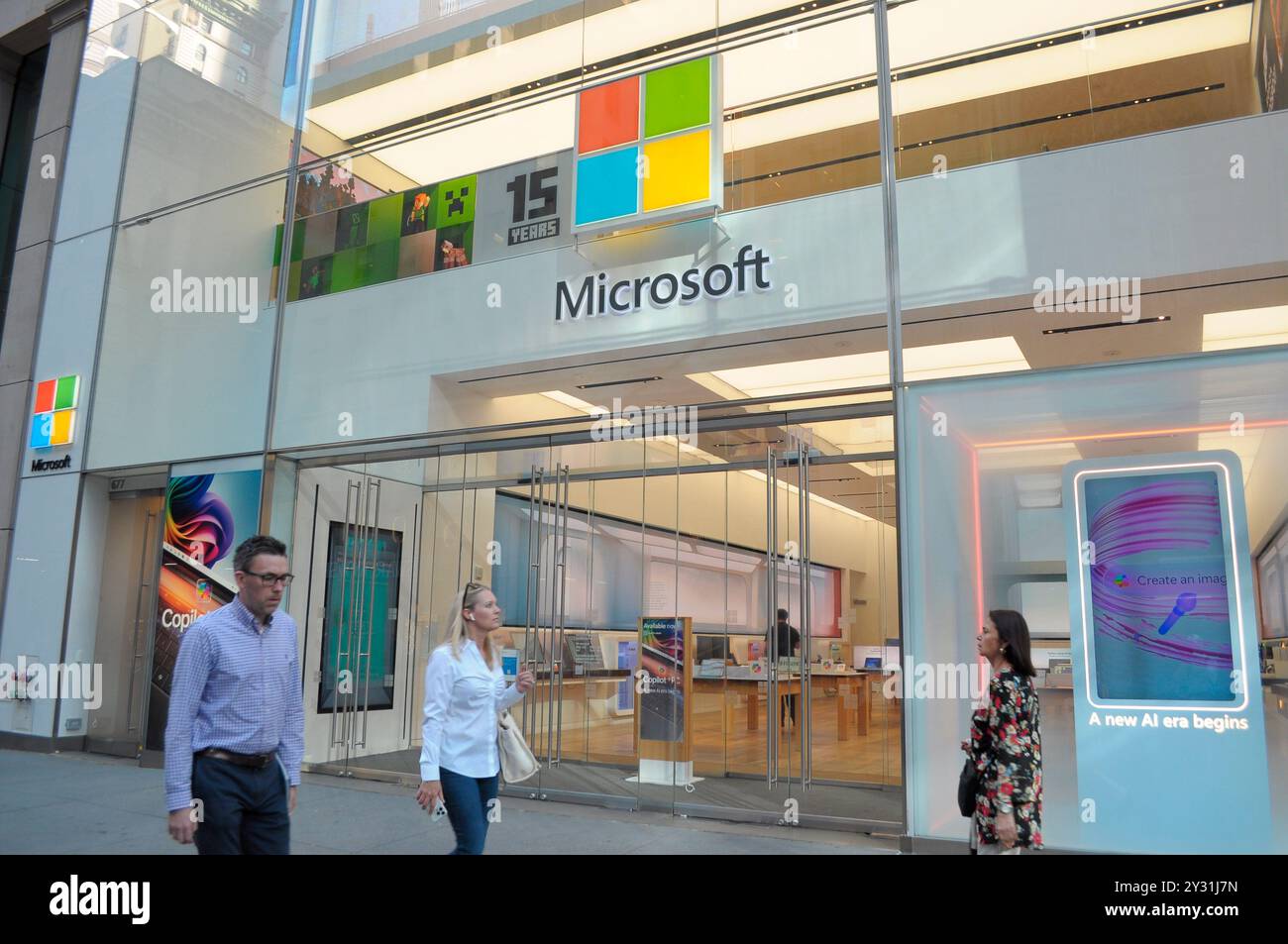 Microsoft experience center hi-res stock photography and images - Alamy