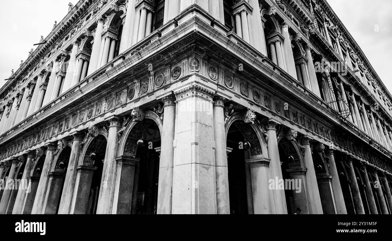 Historic showcase Black and White Stock Photos & Images - Alamy