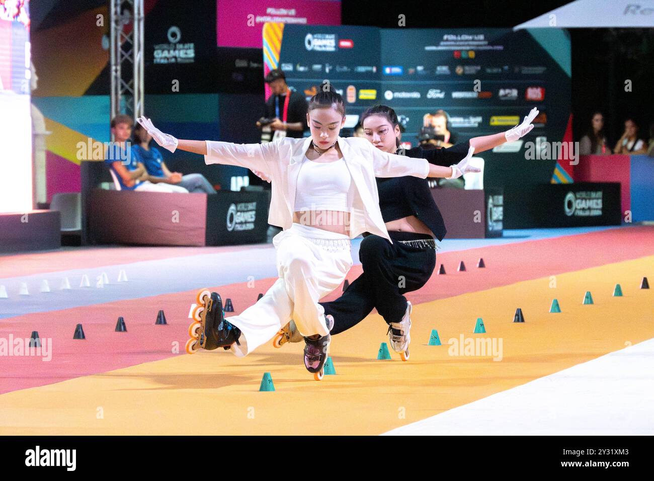 The Chinese couple, Zhu Si Yi and Xu Xiao Xiao, first place in the ...