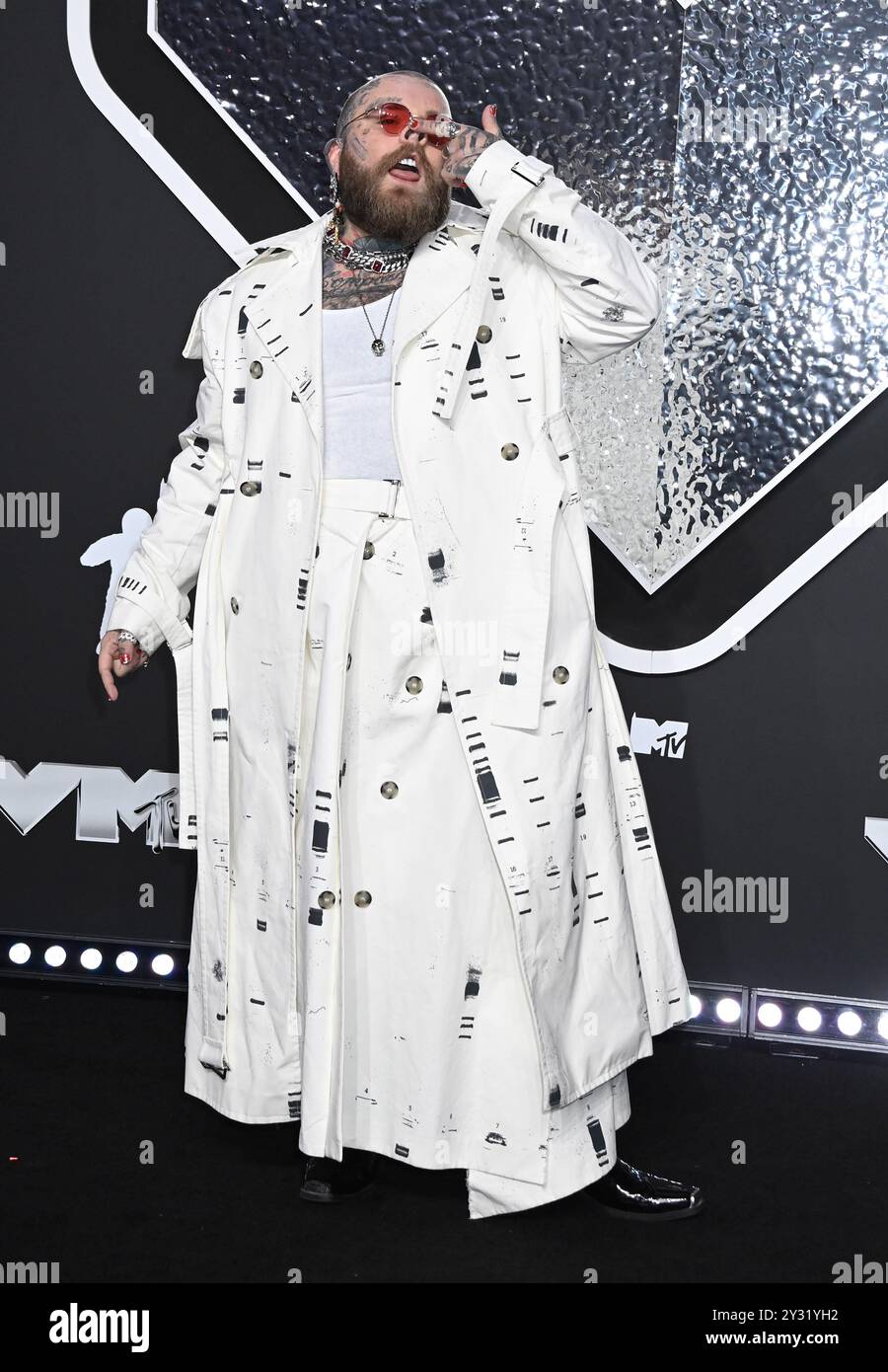 Elmont, USA. 11th Sep, 2024. Teddy Swims arriving at the MTV Video ...