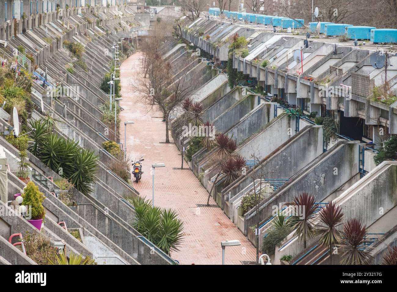 Alexandra Road estate, a brutalist architecture in London, England ...