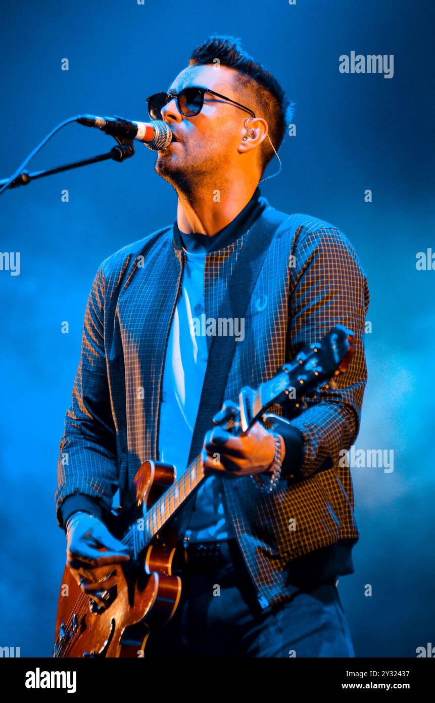 Liam Fray - Courteeners, V2013, Hylands Park, Chelmsford, Essex ...