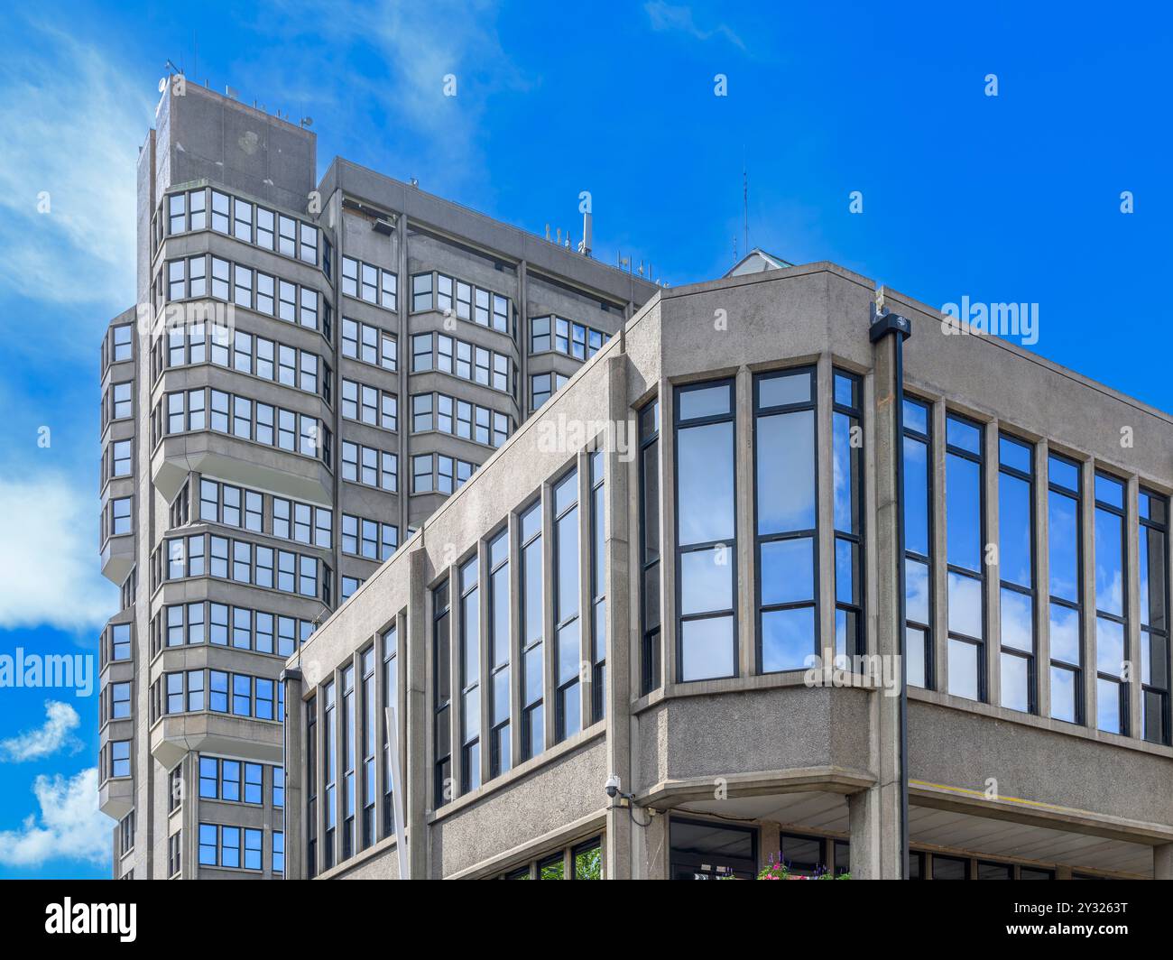 County Hall, Aylesbury, Buckinghamshire, UK. The tower block was ...