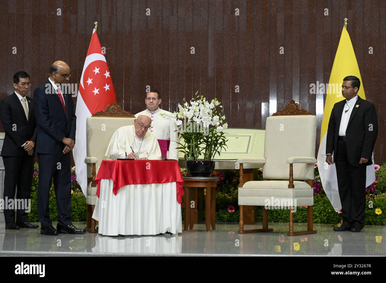 **NO LIBRI** Singapore, Dili, 2024/9/12 . Pope Francis attends a ...