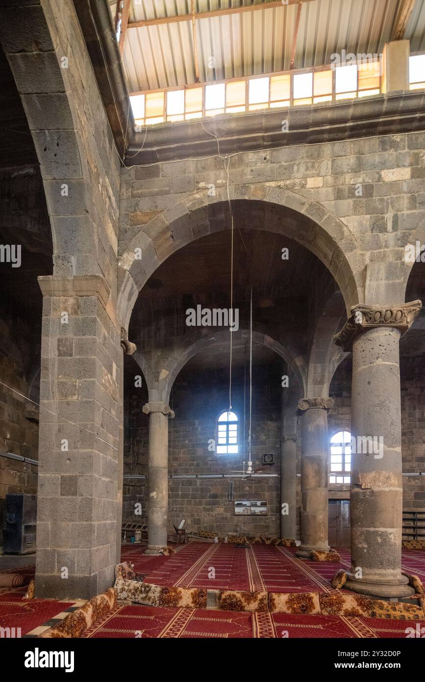 interior, Mosque of Umar, Bosra, Huron, Syria Stock Photo - Alamy
