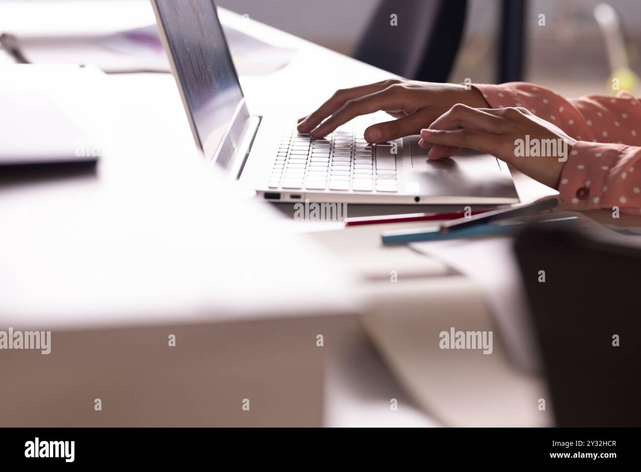 Woman working remote typing hi-res stock photography and images - Alamy