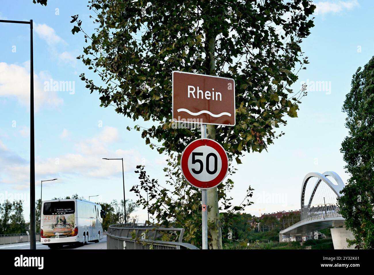 Temporary border controls germany hi-res stock photography and images ...