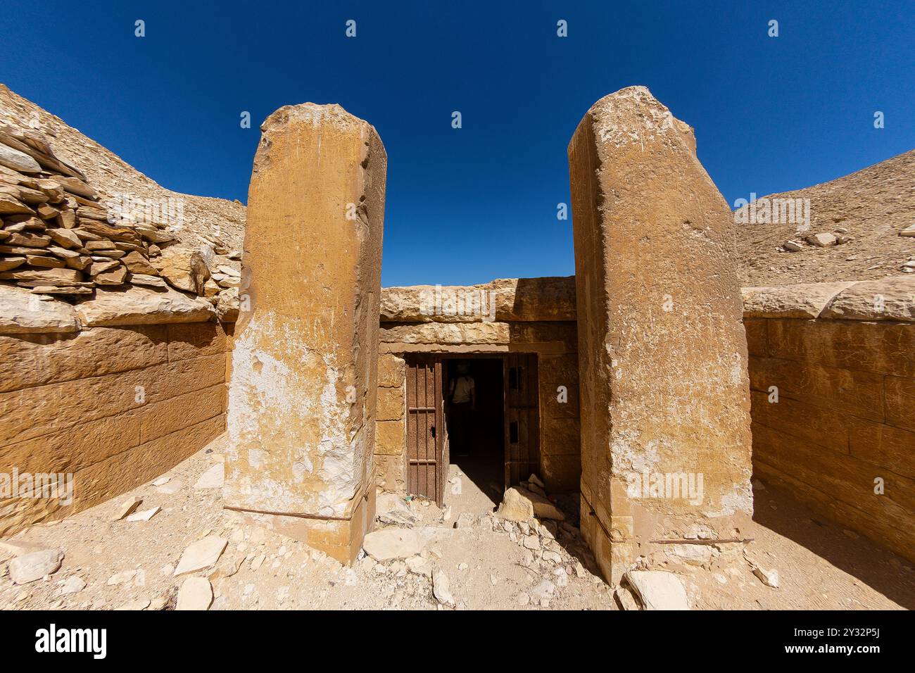Funeral steles hi-res stock photography and images - Alamy