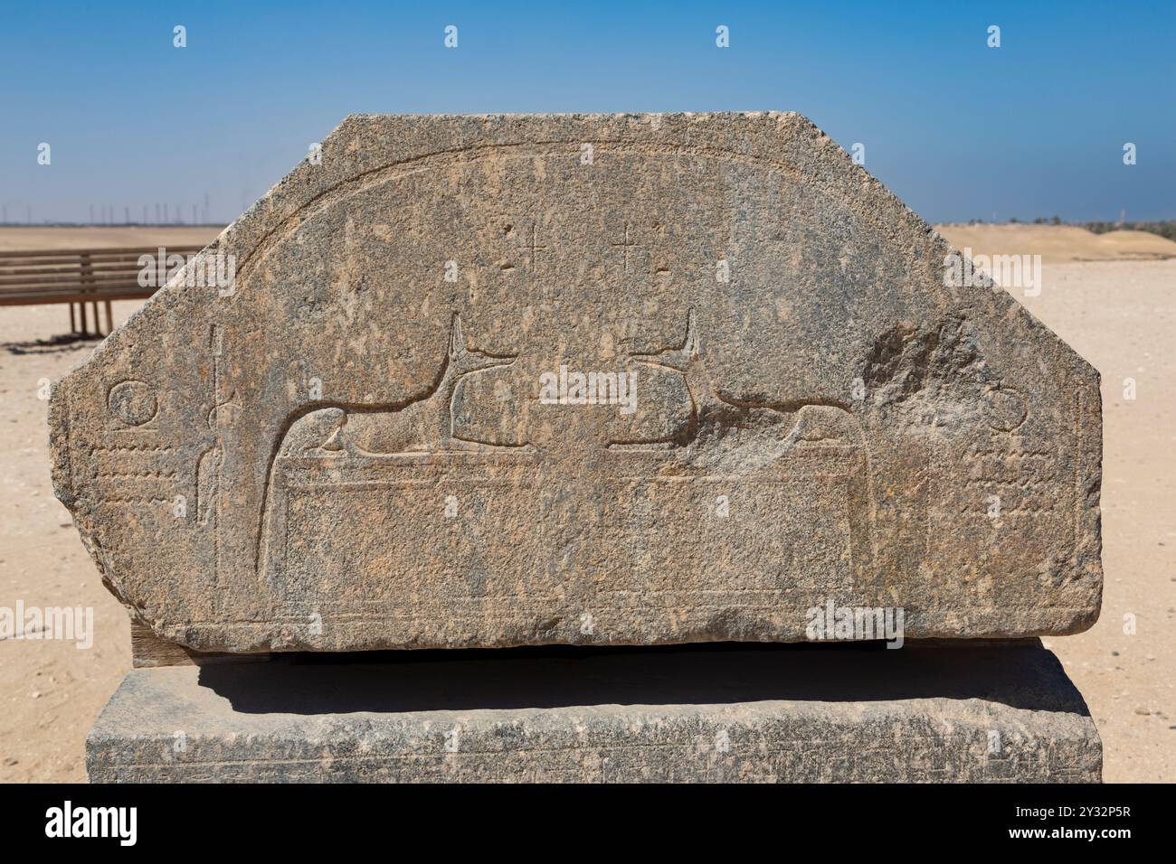 Egypt sarcophagus boat hi-res stock photography and images - Alamy