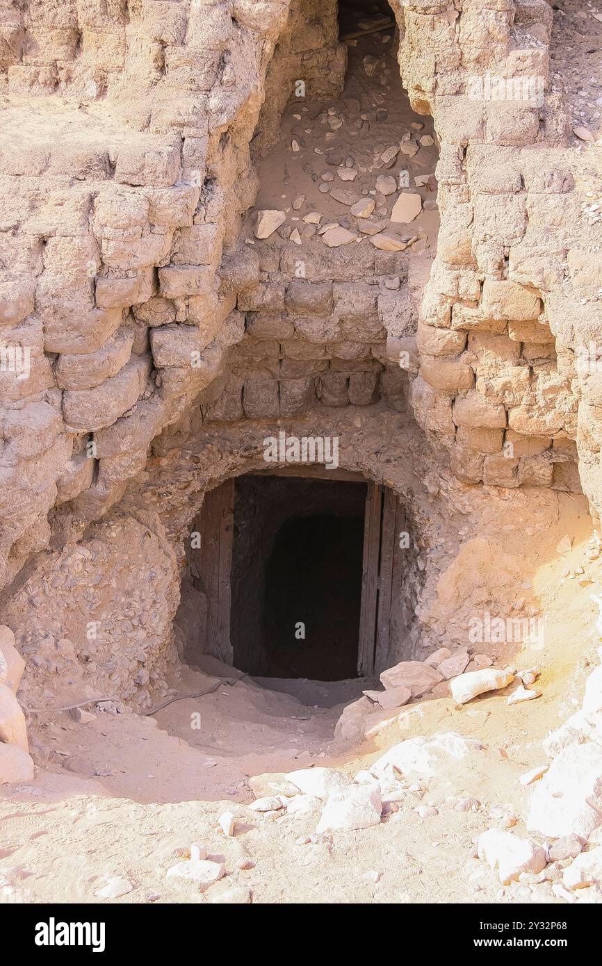 Egypt, Meidum, king Seneferu funerary complex, entrance of the mastaba ...