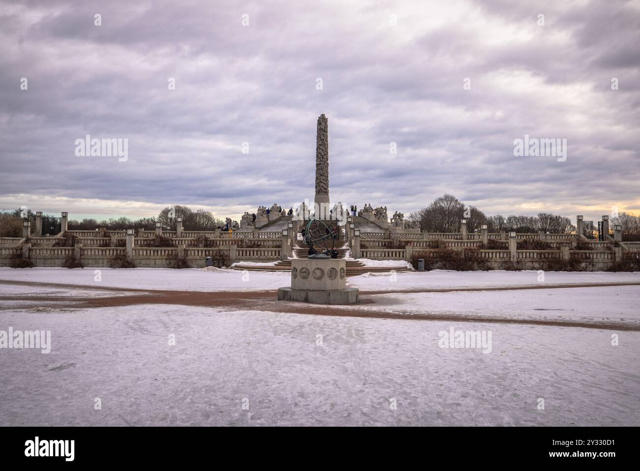 Oslo - February 11 2023: Statues in the famous Vigeland Park in Oslo ...