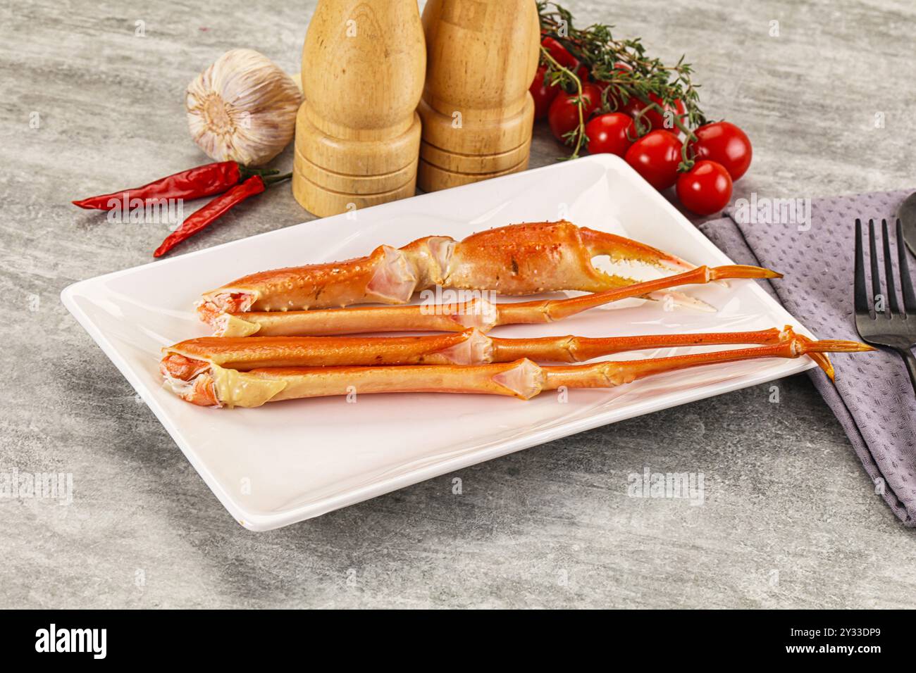 Delicous luxury boiled crab claw legs Stock Photo - Alamy