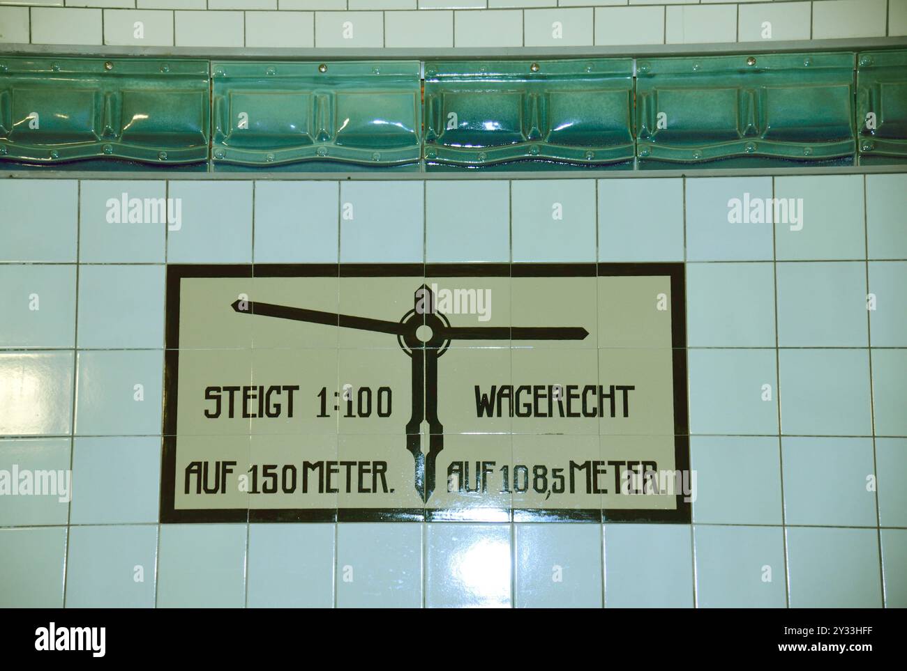 Europa, Deutschland, Hamburg, City, Hafen, Alter Elbtunnel unter der ...