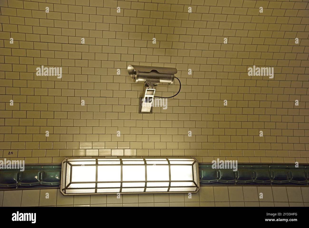 Europa, Deutschland, Hamburg, City, Hafen, Alter Elbtunnel unter der ...