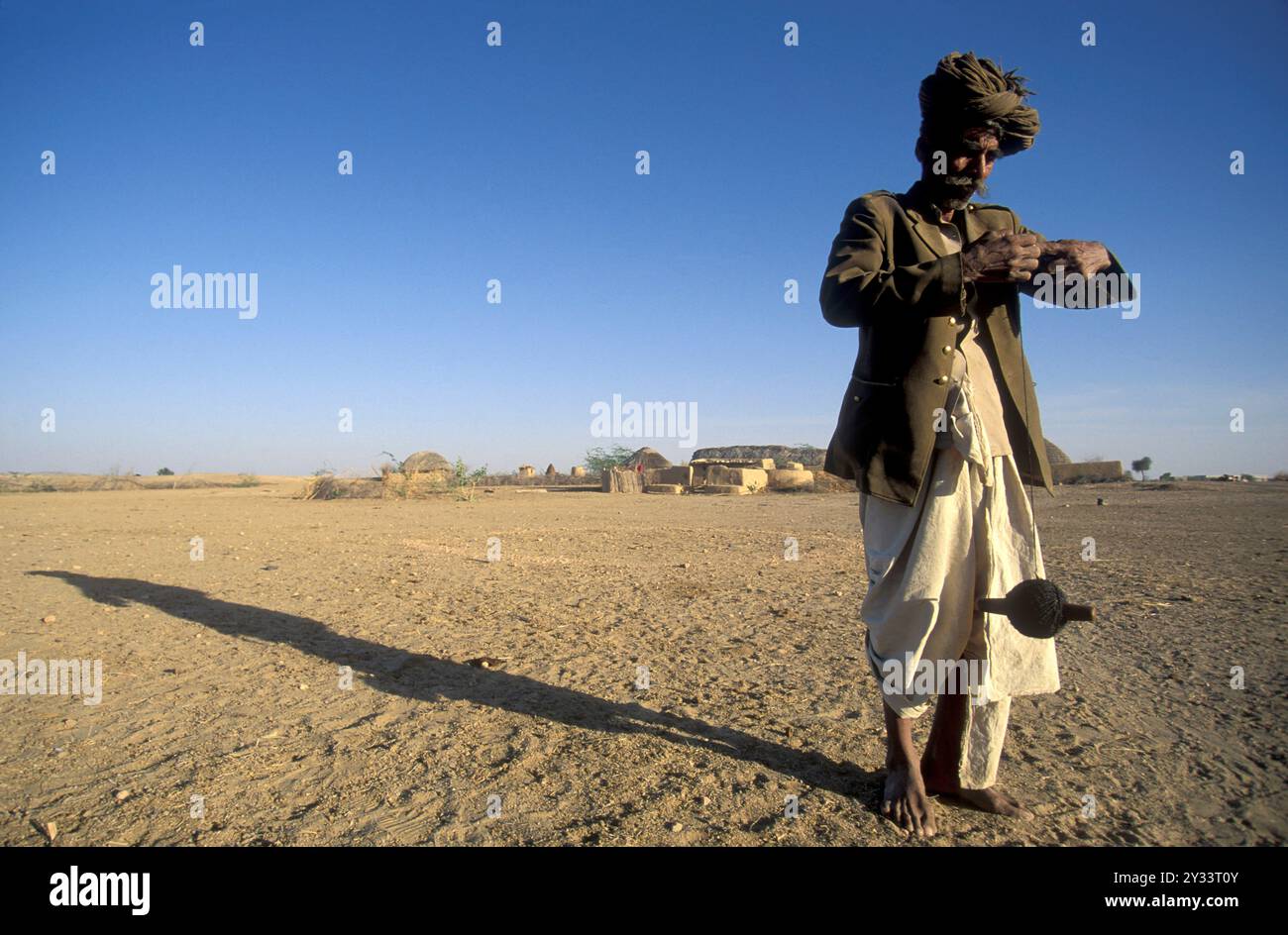 Village life in thar desert hi-res stock photography and images - Alamy