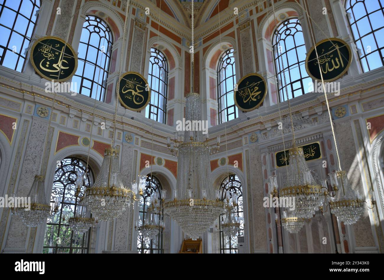 Büyük Mecidiye Camii, Ortaköy, Istanbul, Turkey, Europe-Asia Stock ...