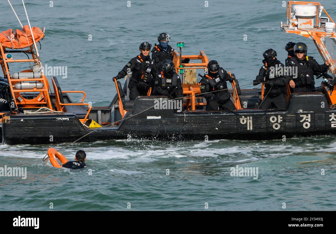 September 3, 2024, Incheon, South Korea: South Korea's Korea Coast Guard (KCG) crew and a high ...