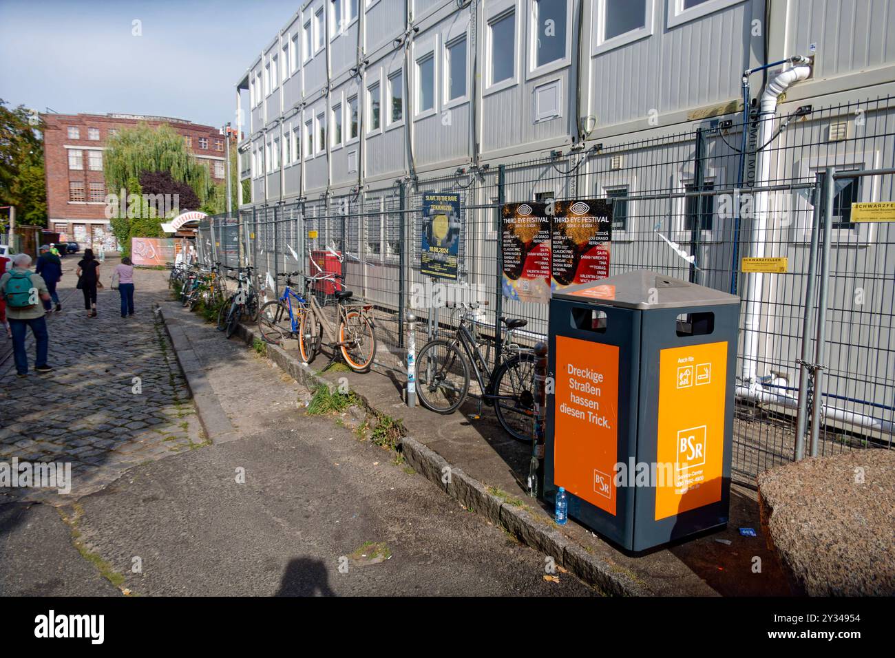 Temporary police station hi-res stock photography and images - Alamy