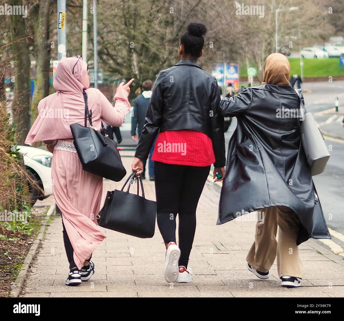 Three lovely University students who engaged with me whilst I was ...