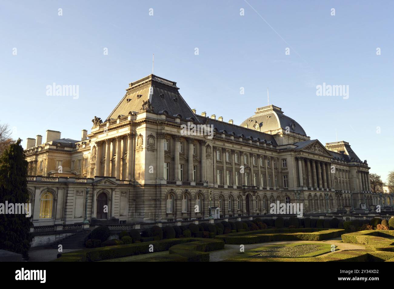 Royal Palace of Brussels housing the offices of King of Belgium Stock ...