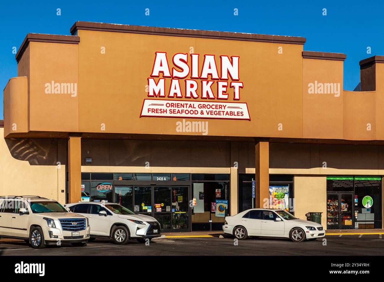 Japanese grocery california hi-res stock photography and images - Alamy