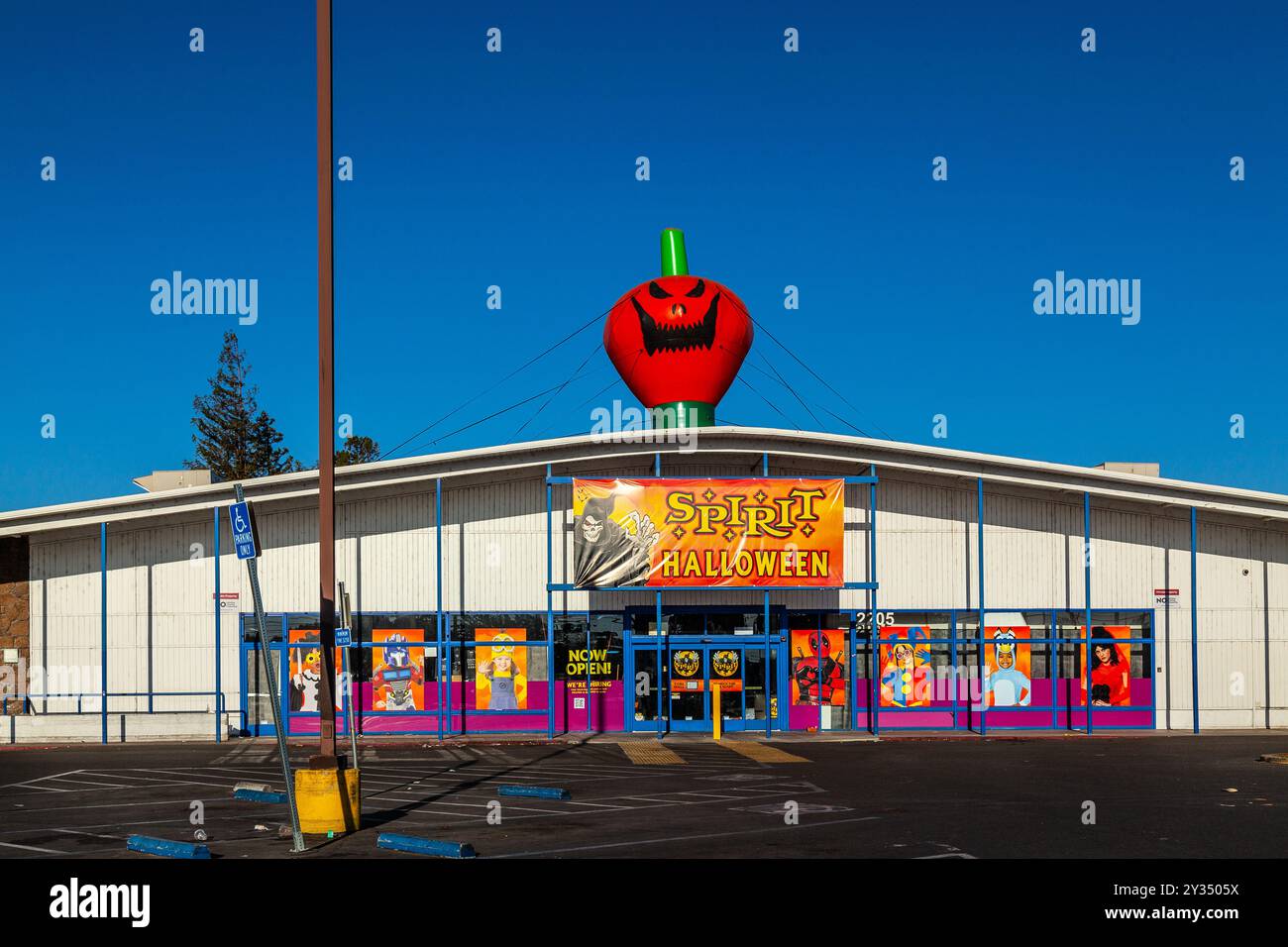 A Spirit Halloween store in Modesto California 10 September 2024 Stock ...