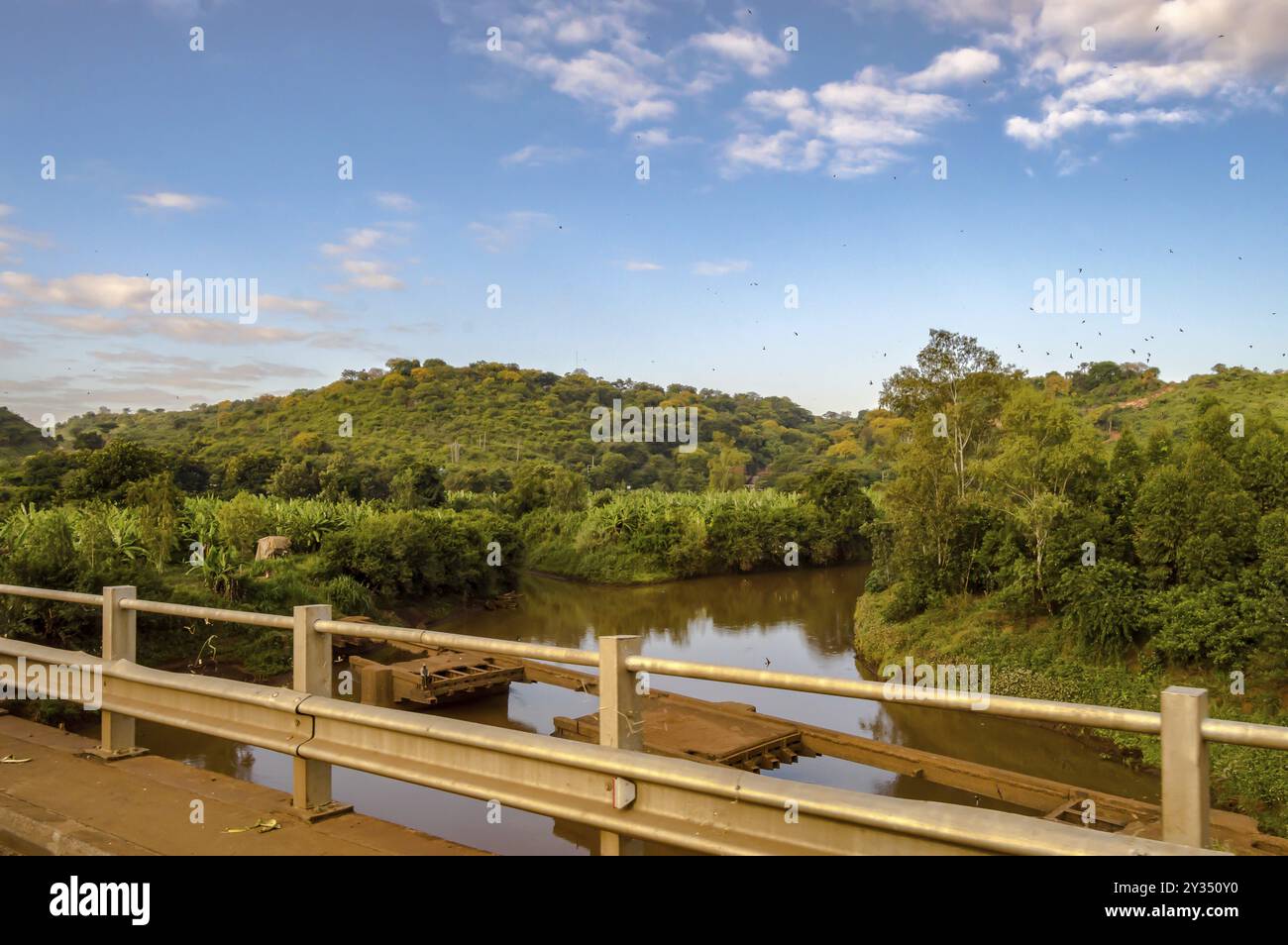 Nairobi street view people hi-res stock photography and images - Alamy