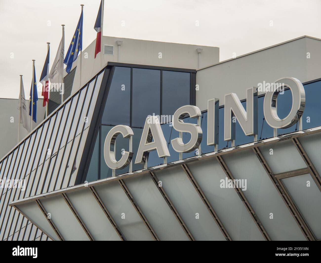 Modern cannes architecture hi-res stock photography and images - Alamy