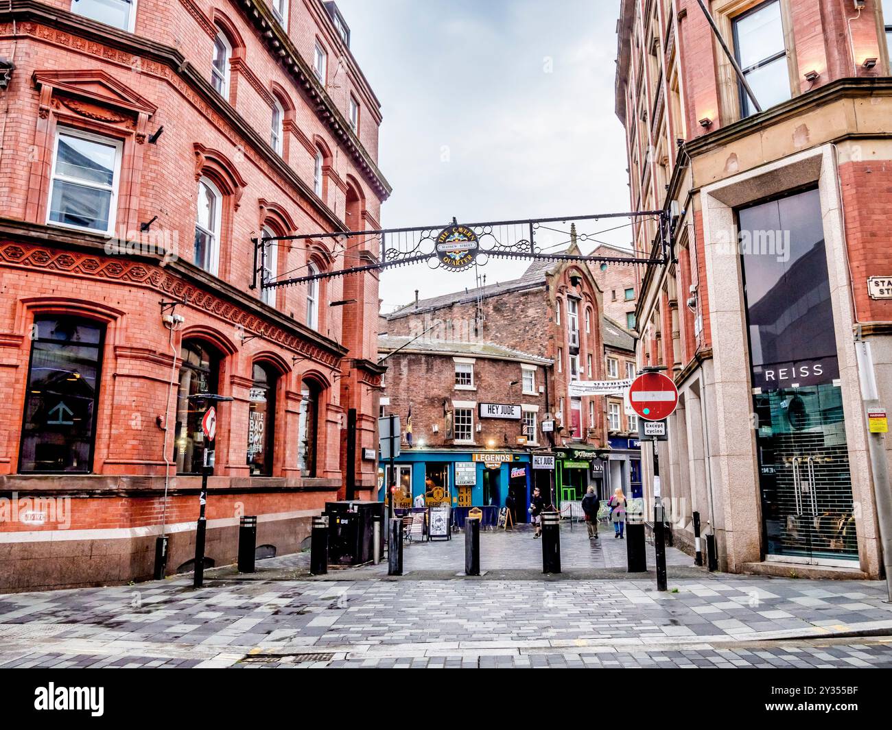 Street scene image on Mathew Street in Liverpool's Cavern Quarter where ...