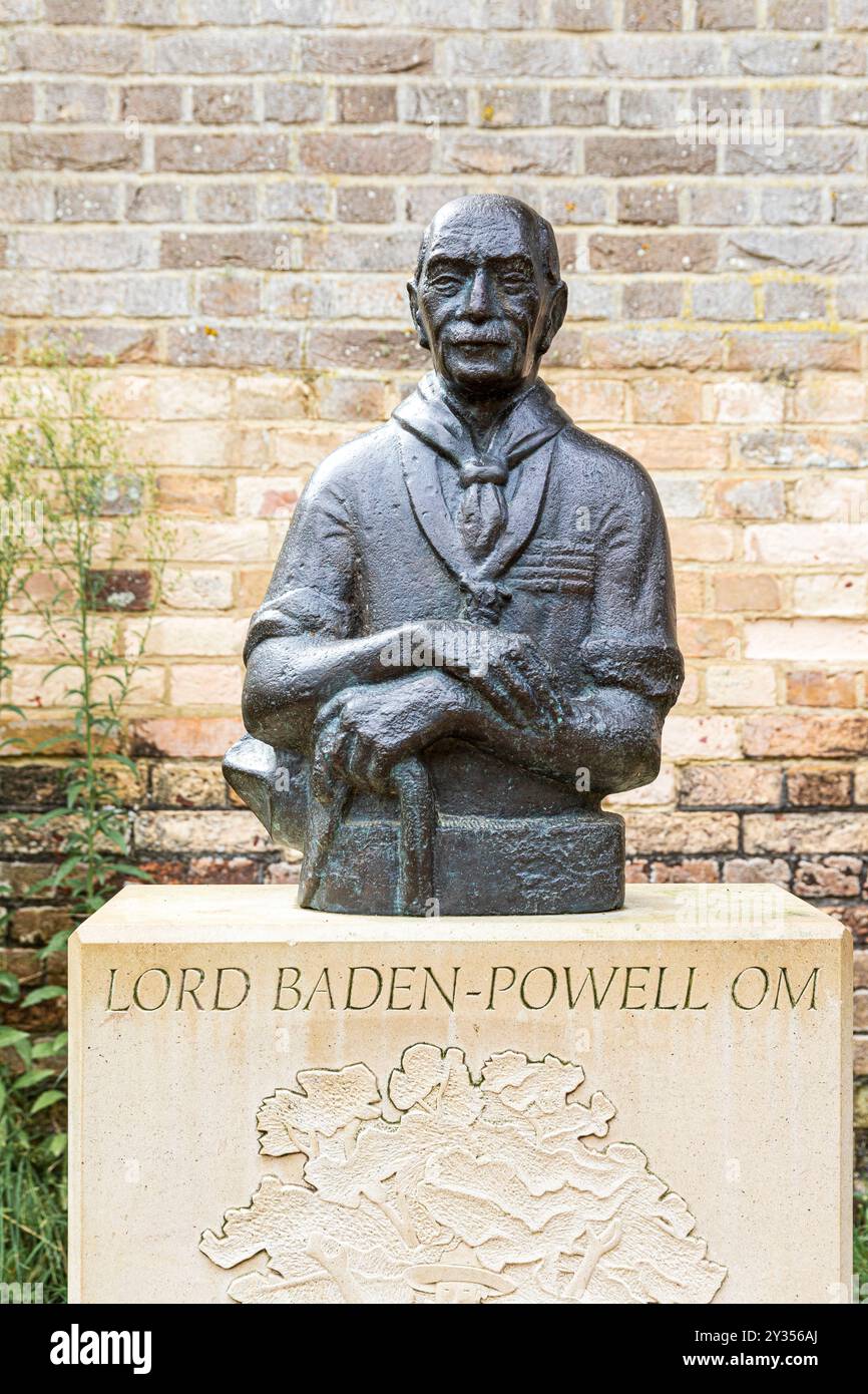 Memorial to Lord Robert Baden-Powell, founder of the Scout Movement, on ...