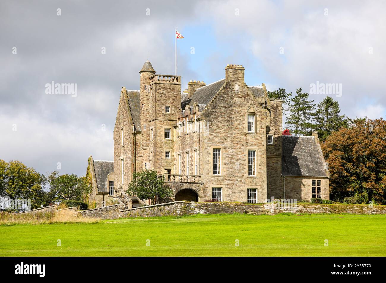 Rowallan hi-res stock photography and images - Alamy