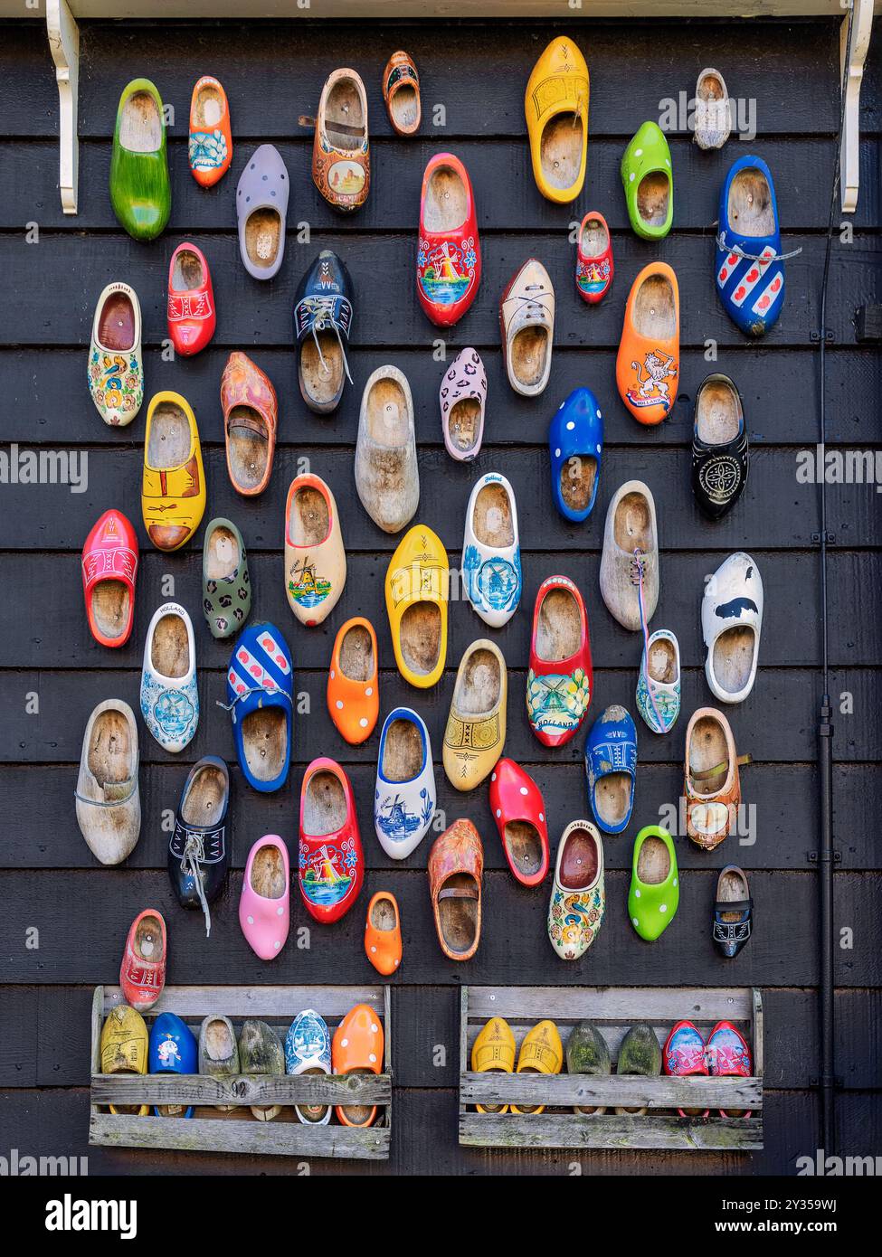 Beautiful details on the facade of half-timbered building Stock Photo ...