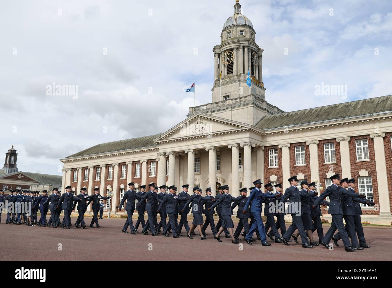 Prince william raf cranwell hi-res stock photography and images - Alamy