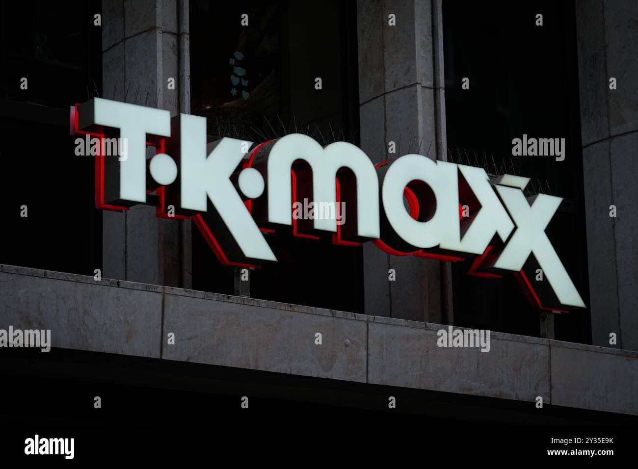 Sa fashion logo hi-res stock photography and images - Alamy