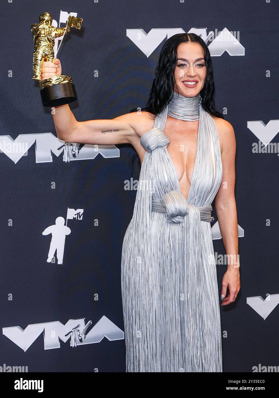 Elmont, United States. 12th Sep, 2024. ELMONT, NEW YORK, USA ...