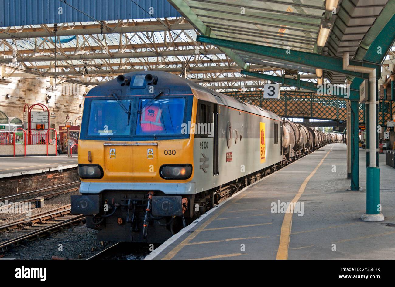 Class 92 electric locomotive hi-res stock photography and images - Alamy