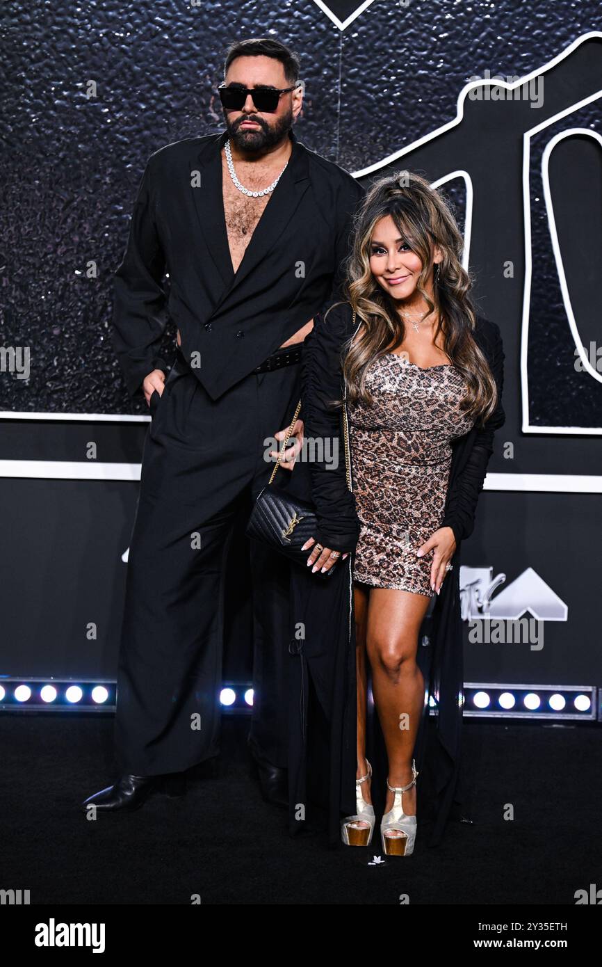 Elmont, USA. 11th Sep, 2024. Joey Camasta and Nicole Snooki Polizzi ...