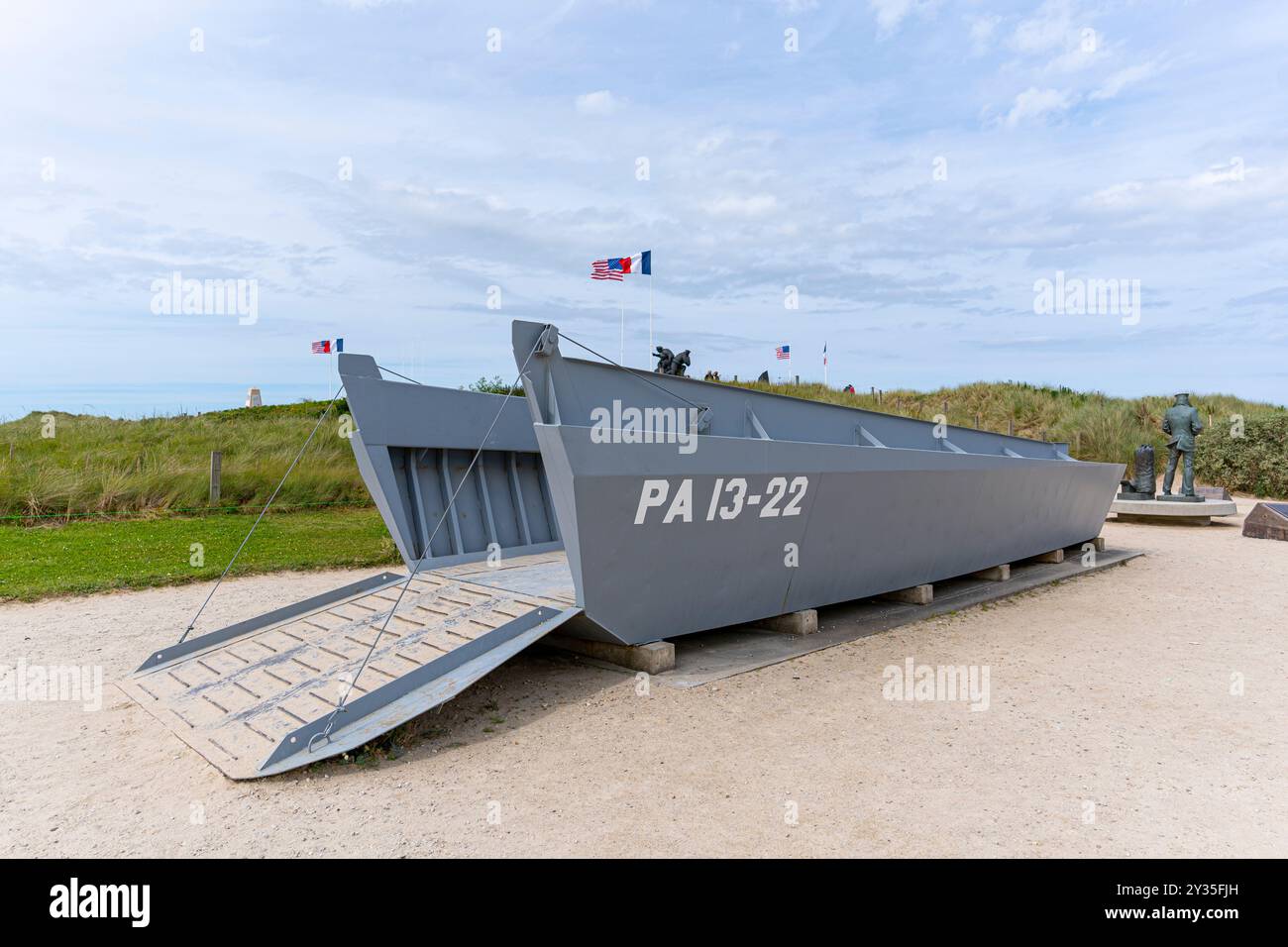 Omaha beach 1944 landing craft hi-res stock photography and images - Alamy