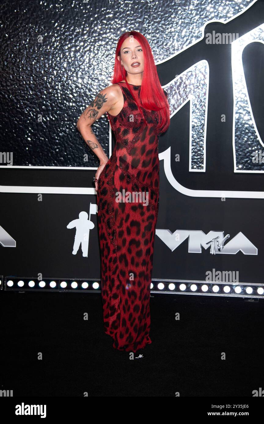 Halsey bei der Verleihung der MTV Video Music Awards 2024 at UBS Arena ...