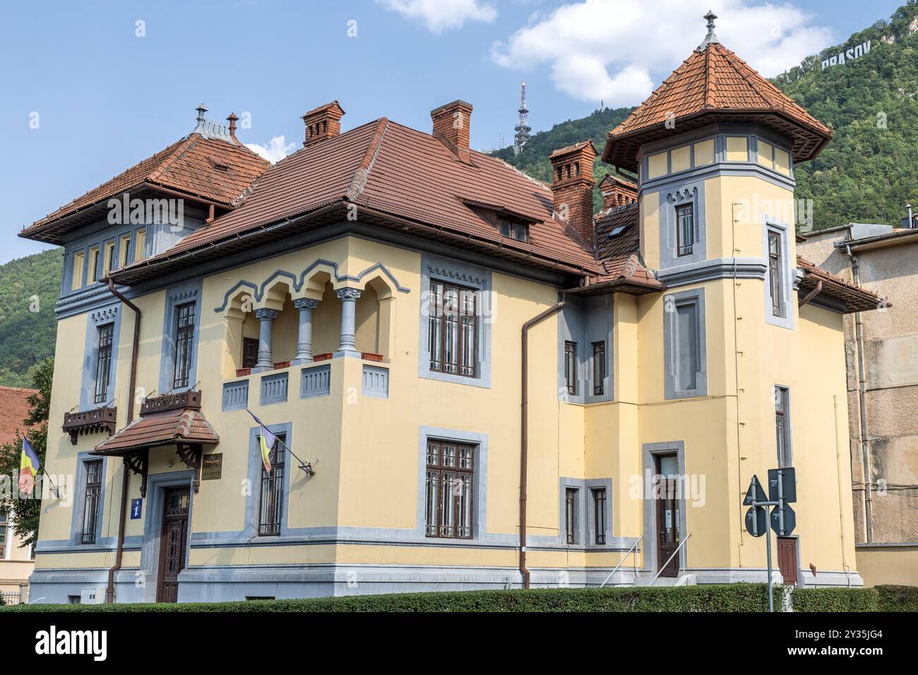 Romanian Revival architecture a.k.a. Romanian National Style, Neo ...
