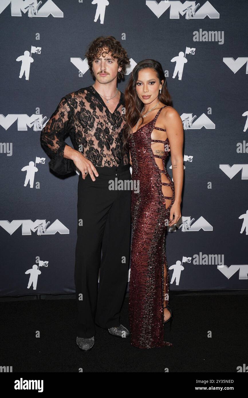 Ny. 11th Sep, 2024. Benson Boone, Anitta at arrivals for MTV VMAs 2024 ...
