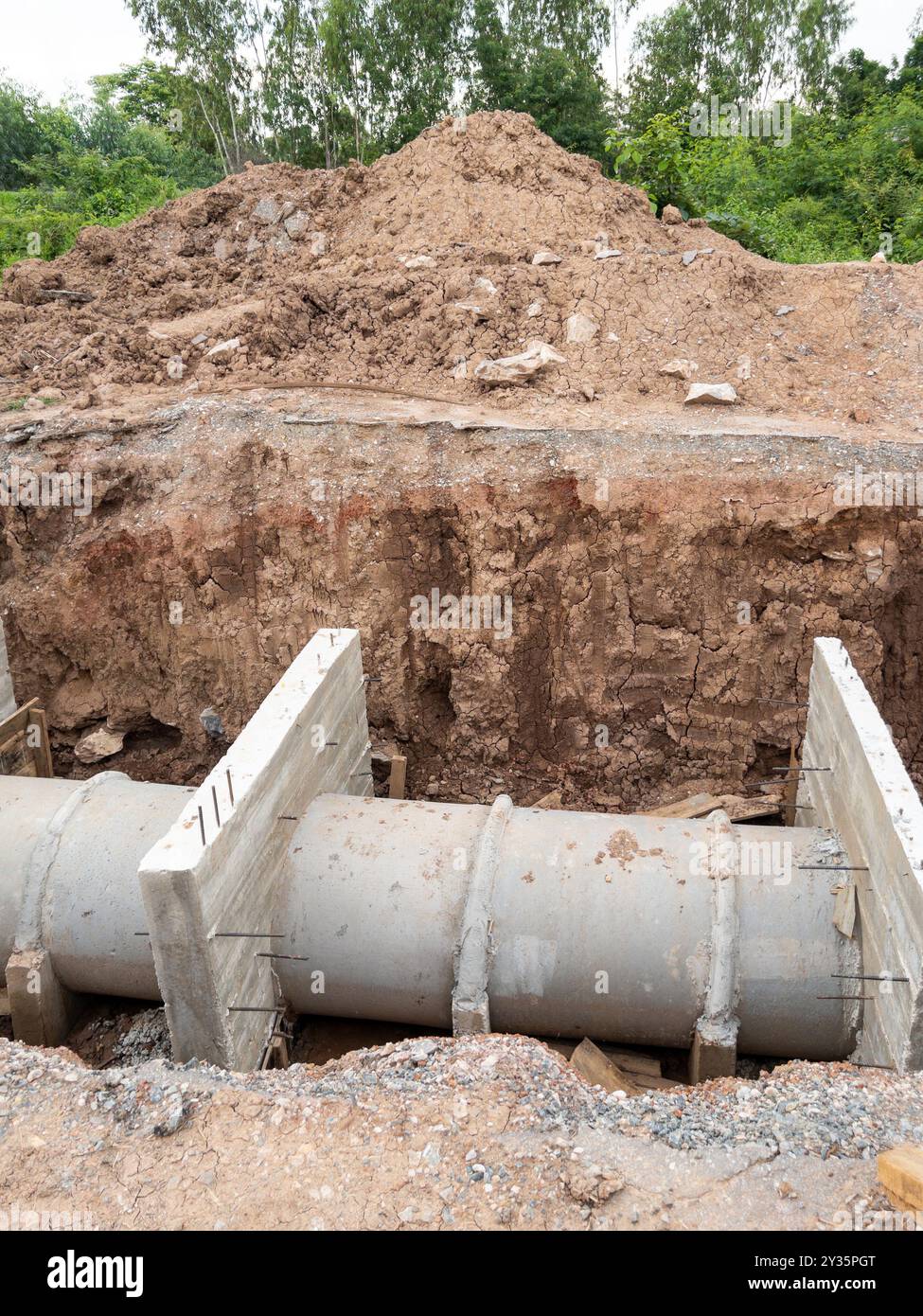 Concrete culvert under road hi-res stock photography and images - Alamy