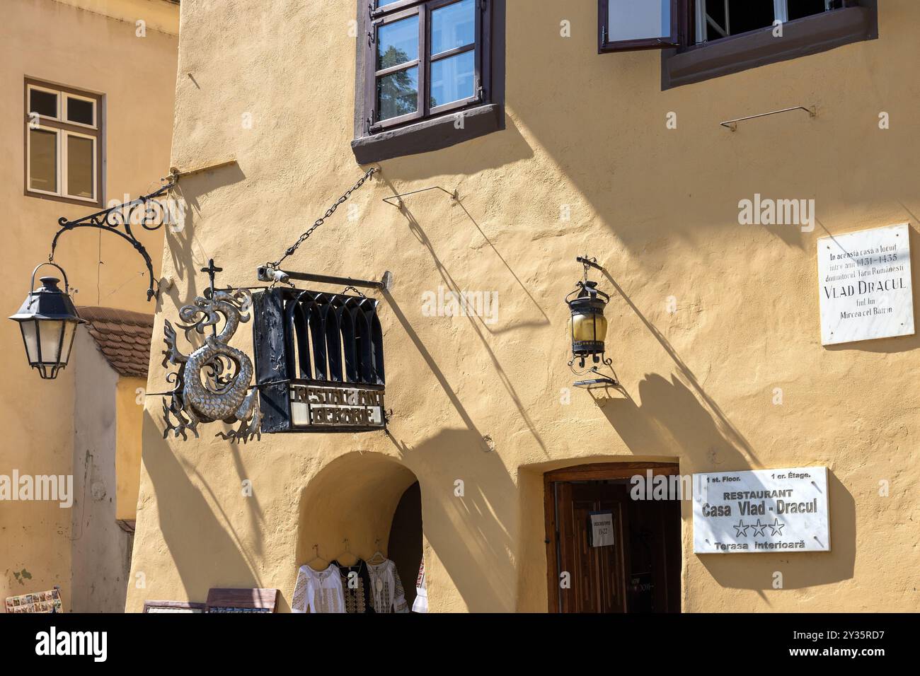 Casa Vlad Dracula, Vlad Dracula's House, Sighisoara, Transylvania ...