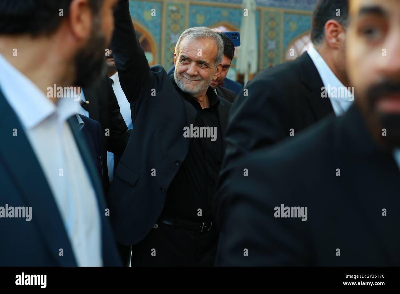 Najaf, Iraq. 12th Sep, 2024. Iranian President Masoud Pezeshkian (C ...