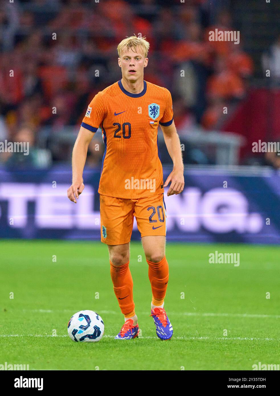 Jan-Paul van Hecke, NL 20 in the UEFA Nations League 2024 match ...