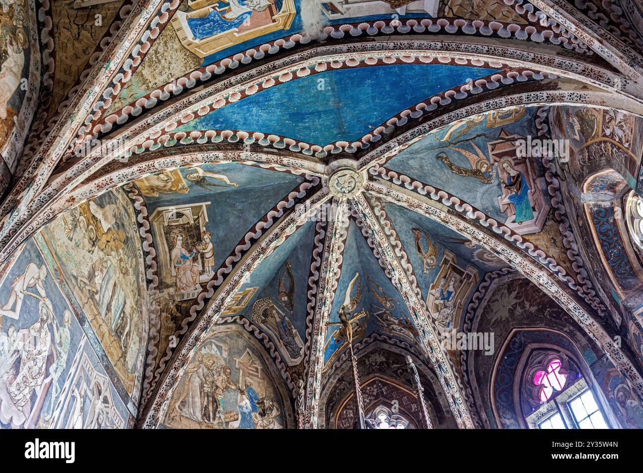 Frescos, altar ceiling, Fortified Lutherian Church, Malancrav ...