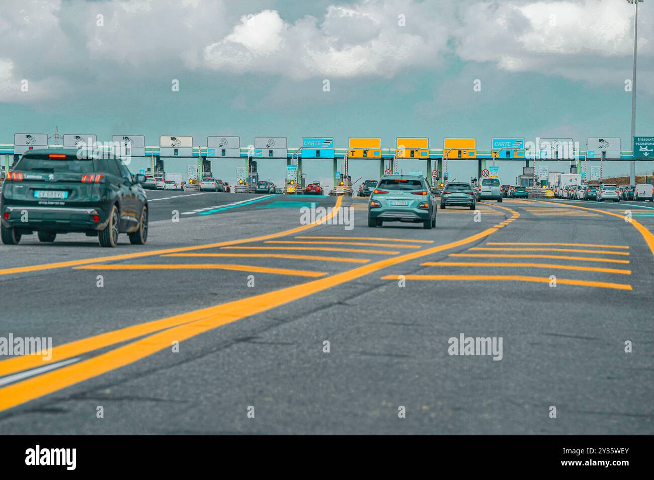 Telepass system hi-res stock photography and images - Alamy